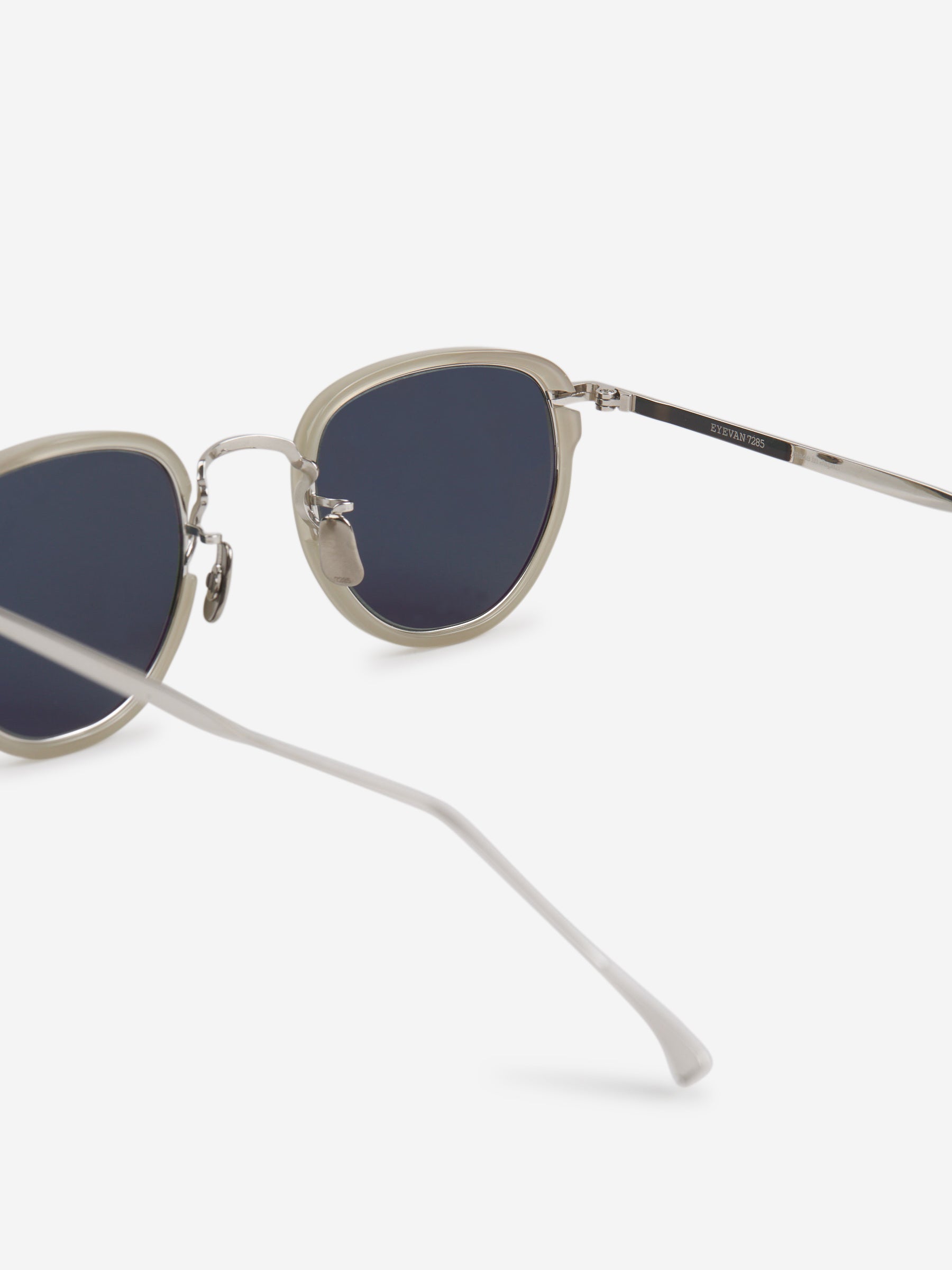 Eyevan – Eyevan Round Sunglasses 797 in Barcelona or Shop Online Hombre 614-002878 01